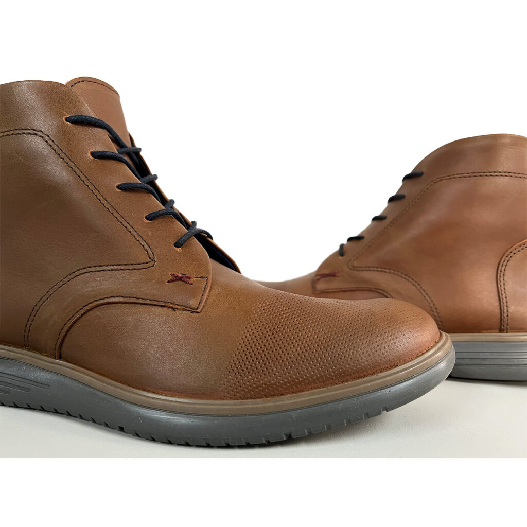 Botas para Hipster Hombre P30C color Negro - ClimbingLand